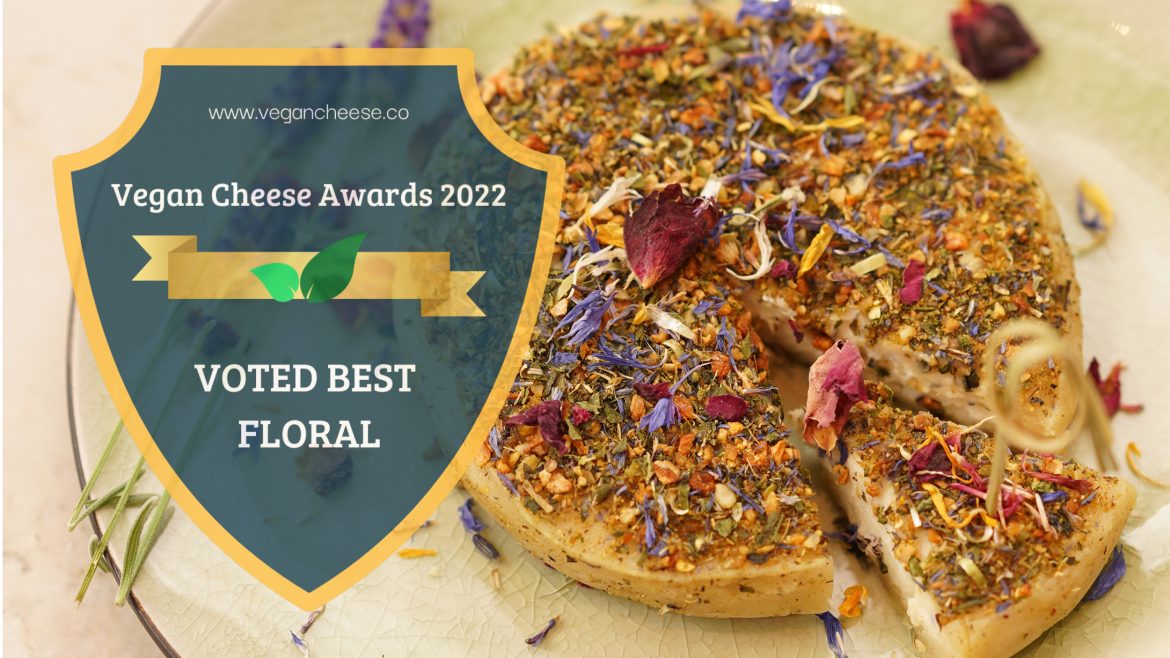 Best Floral Vegan Cheese of 2022 – Dom de Neige „Blütensalz“ – Jane's ...